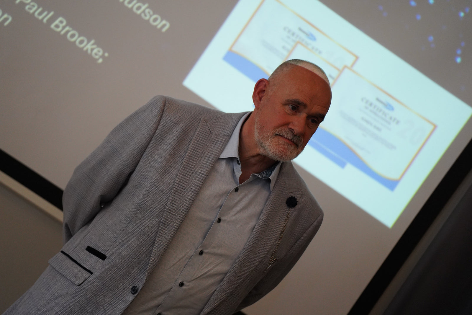 Bond It Announces CEO Transition and Executive Changes – Bond It Group